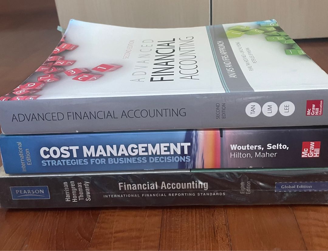 Accounting textbooks, Hobbies & Toys, Books & Magazines, Textbooks on Carousell