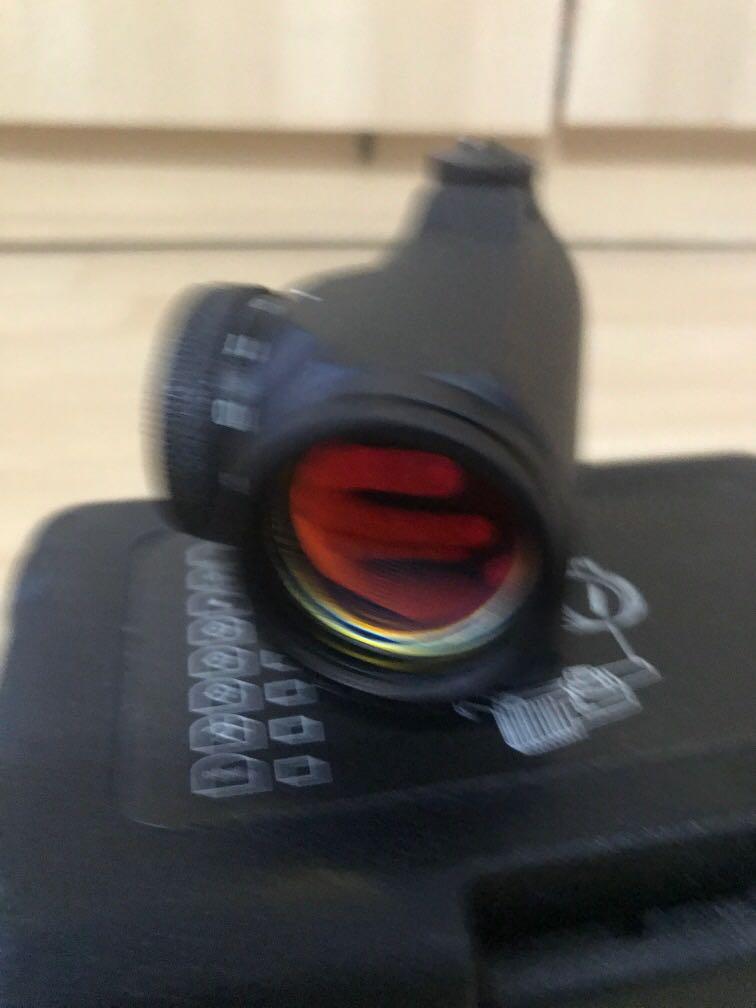Aimpoint T2 Red Dot Sight(low profile mount), Hobbies & Toys, Toys ...