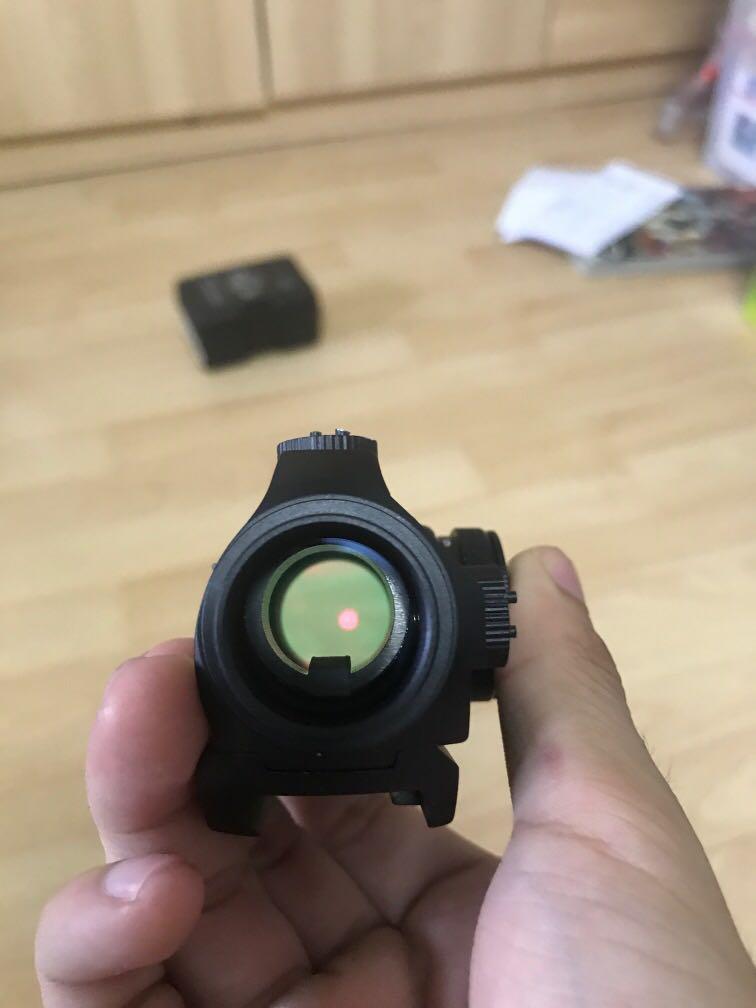 Aimpoint T2 Red Dot Sight(low profile mount), Hobbies & Toys, Toys ...