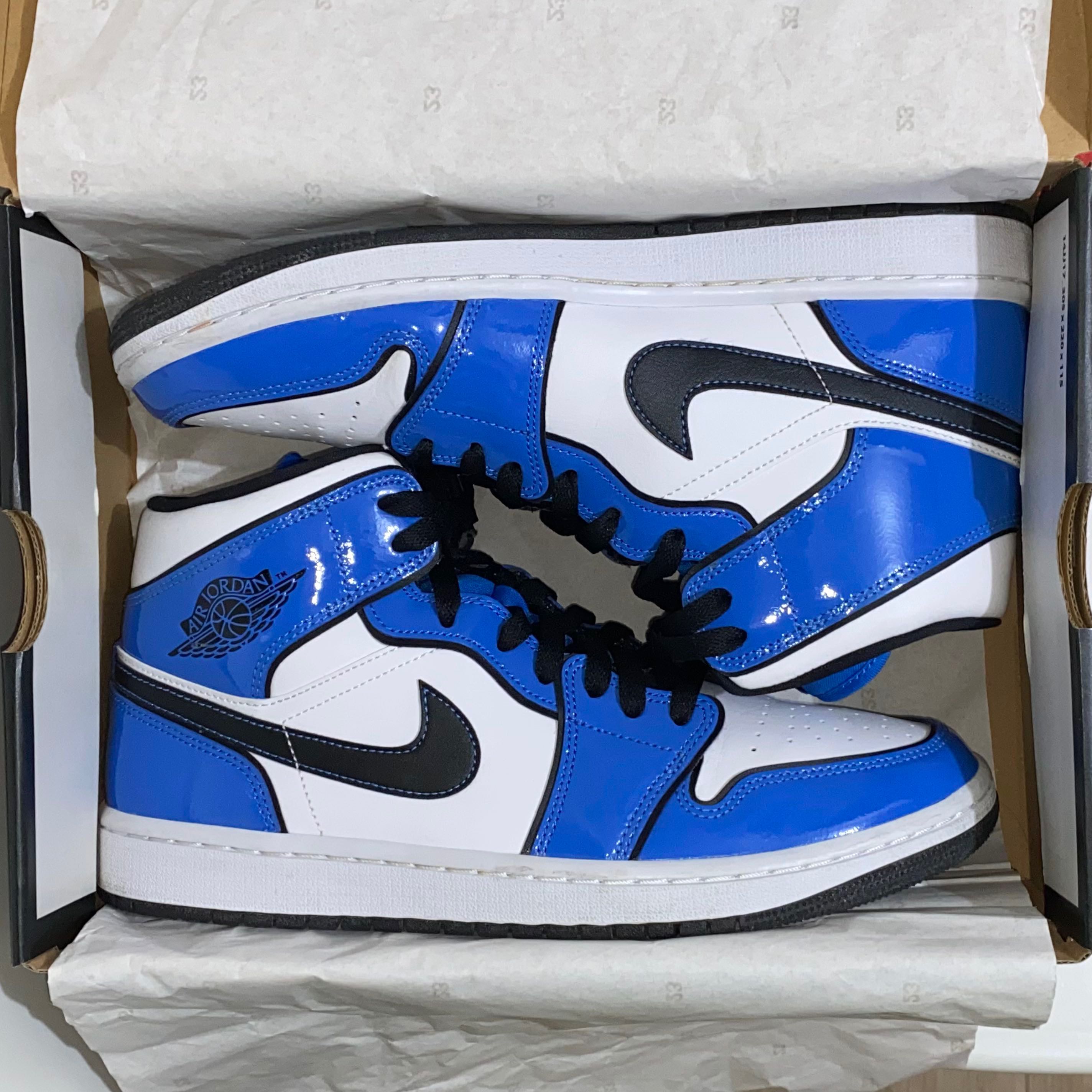 Air Jordan 1 Mid SE Signal Blue, Men's Fashion, Footwear, Sneakers on ...