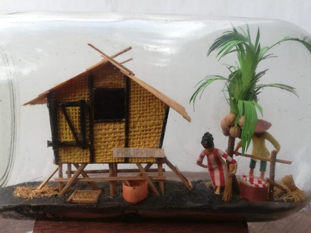 Bahay Kubo Bottle Diorama, Antik, Pajangan di Carousell
