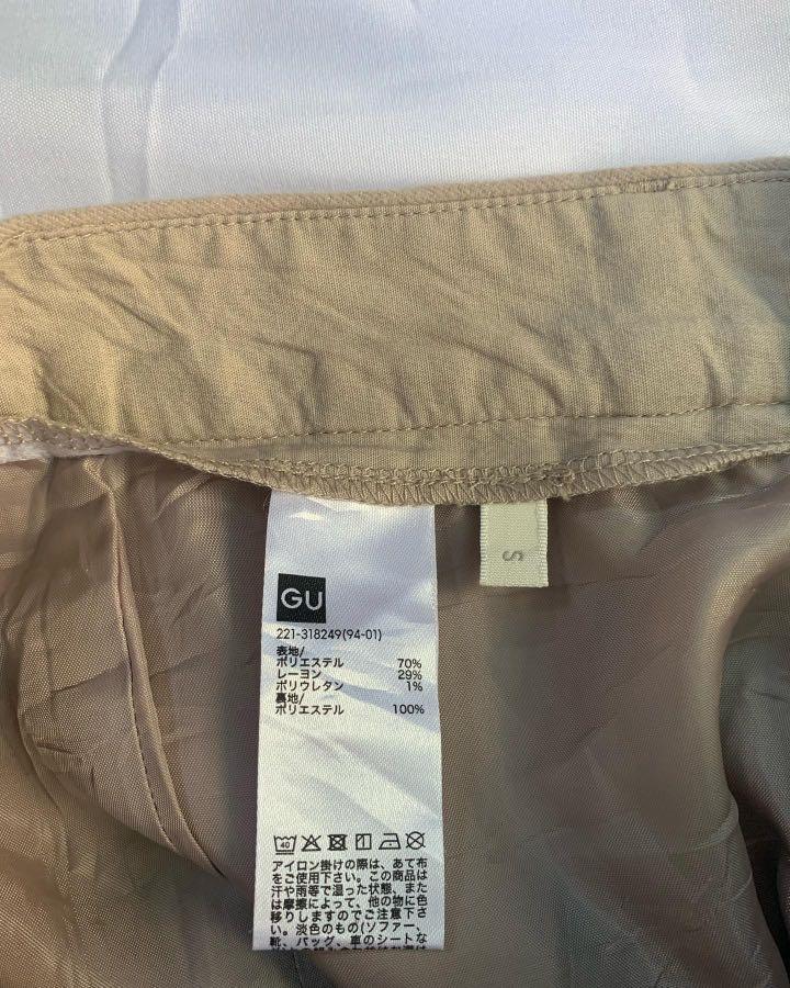 Celana cutbray GU uniqlo flare pants cream celana bahan kerja office pants, Fesyen Wanita ...