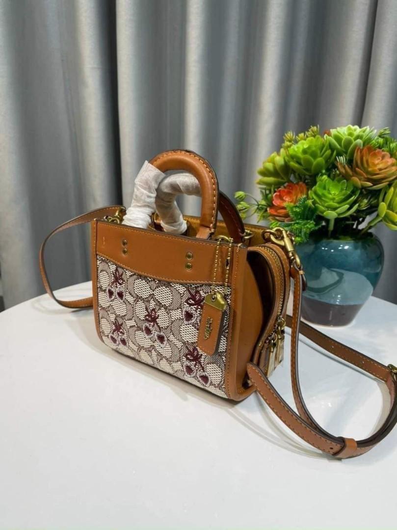 Coach Rogue in Signature Jacquard, Women's Fashion, Bags & Wallets ...