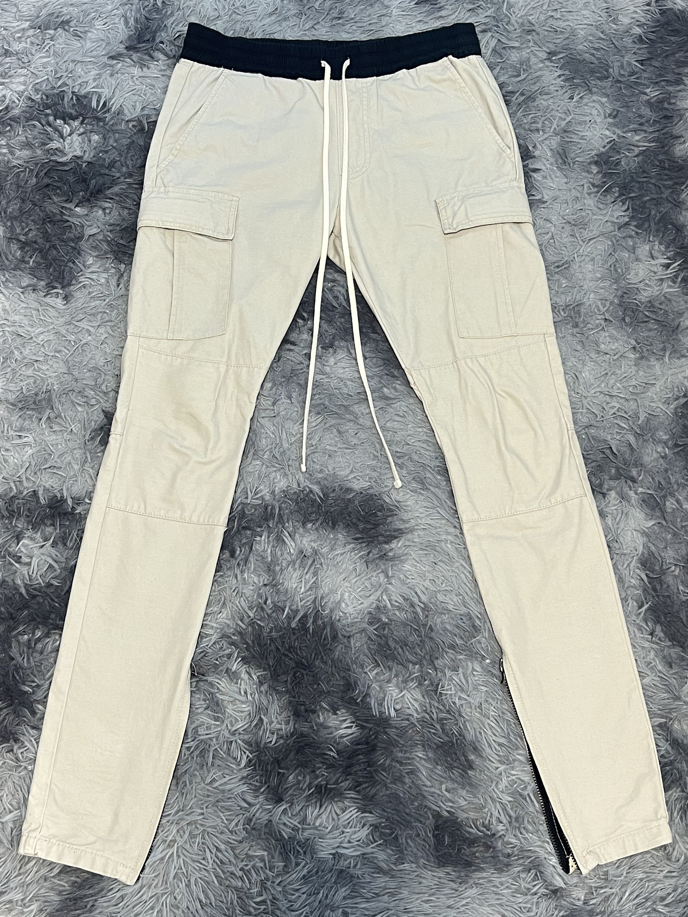 Essentials fear of god cargos, Men's Fashion, Bottoms, Trousers on ...