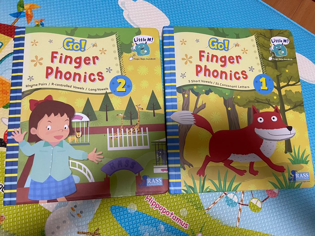Go Finger Phonics Book 1 & 2, 興趣及遊戲, 書本 & 文具, 小朋友書 - Carousell