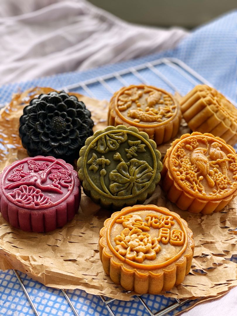 Halal Mooncake Food Drinks Homemade Bakes On Carousell halal-mooncake-food-drinks-homemade-bakes-on-carousell