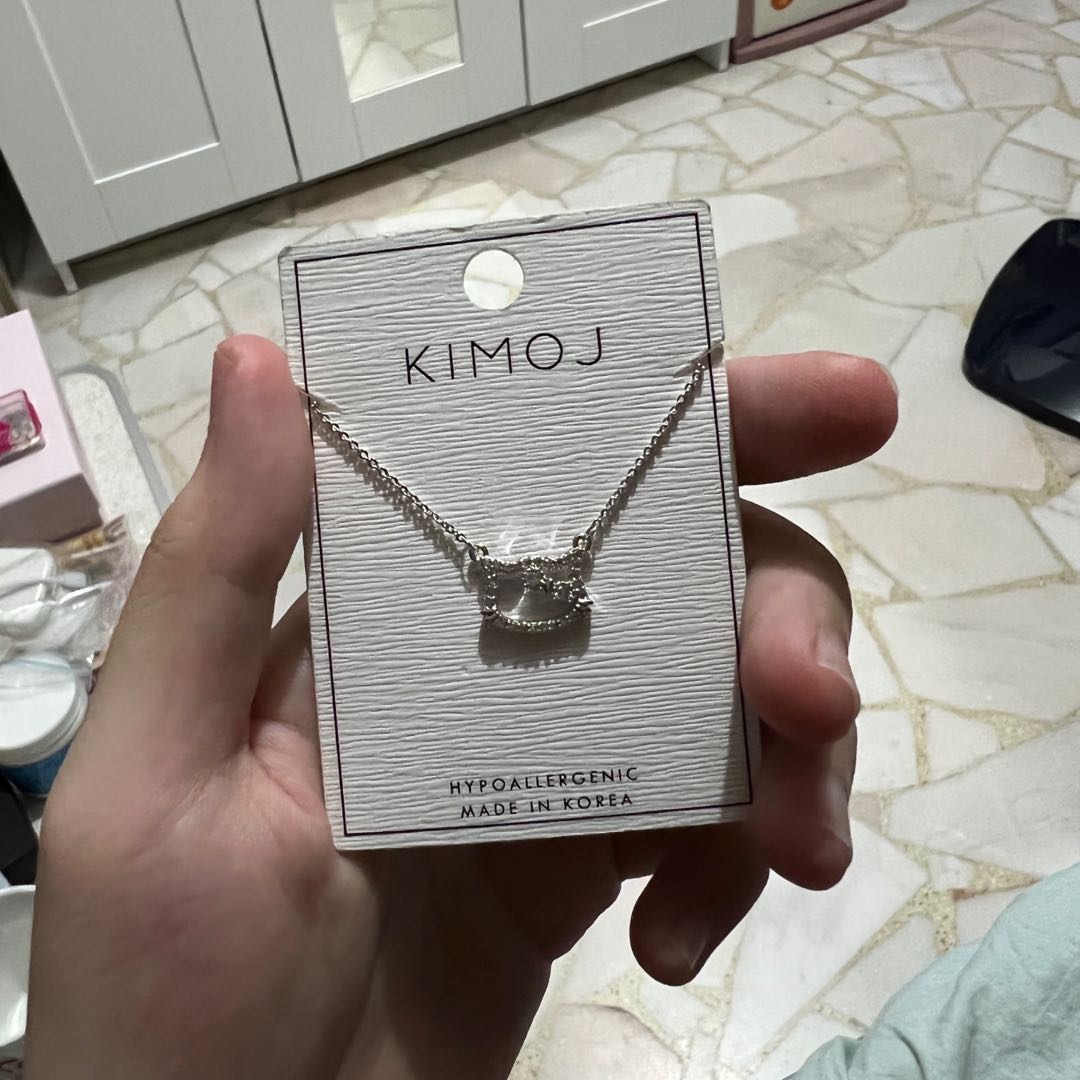 Kimoj Necklace (Hello Kitty), Women's Fashion, Jewelry & Organisers ...