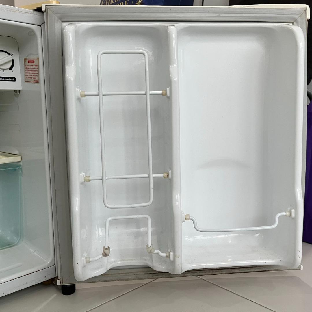 LG GR-051SSF 50L White Rounded-edge Door Design Bar Fridge Heavily Used, TV & Home Appliances ...