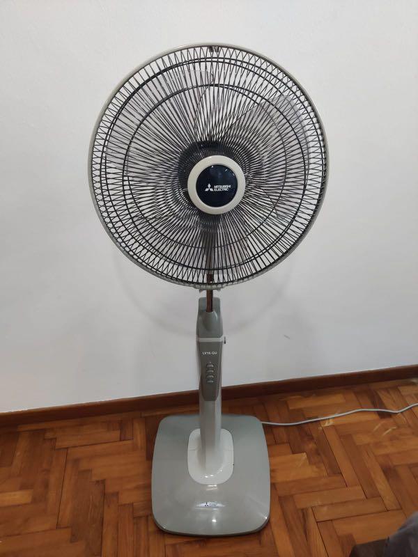 Mitsubishi Standing Fan, Furniture & Home Living, Lighting & Fans, Fans ...