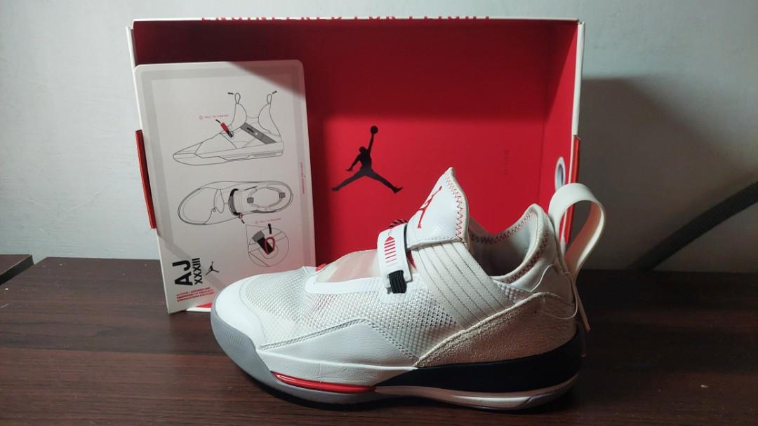 Nike Air Jordan XXXIII SE PF White Cement AJ33 US7, 他的時尚, 鞋類, 運動鞋、球鞋在旋轉拍賣