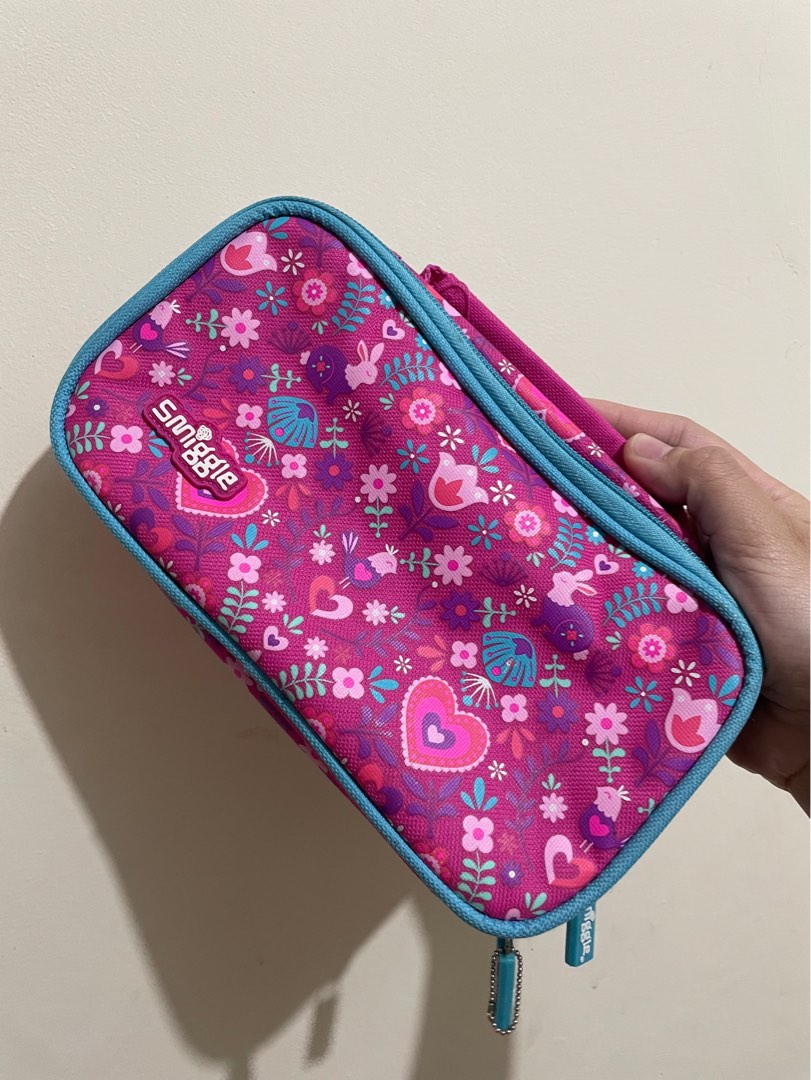 Original Smiggle Pencil Case, Hobbies & Toys, Stationary & Craft ...