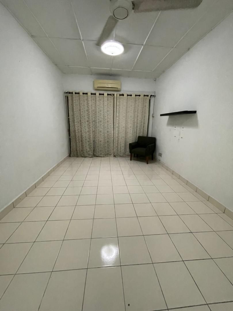 (Partly Furnished + Kitchen Cabinet) Palma Puteri Apartment @ Petaling ...