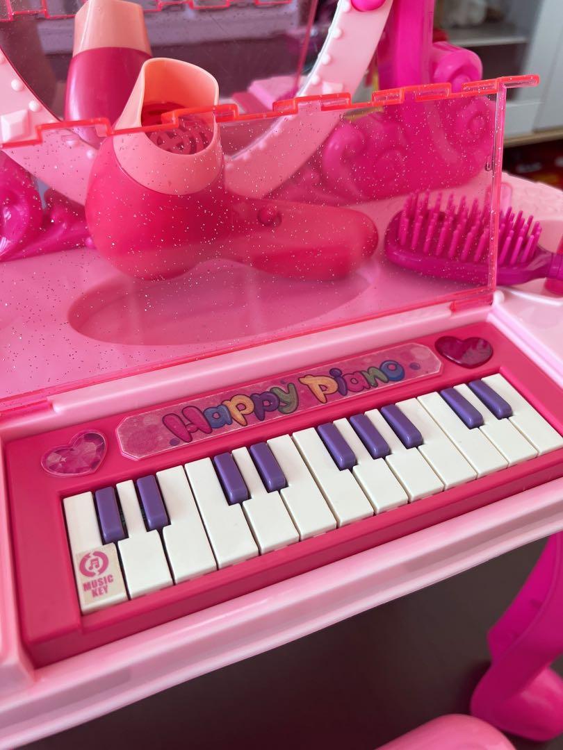 Princess kids dressing table, Hobbies & Toys, Toys & Games on Carousell