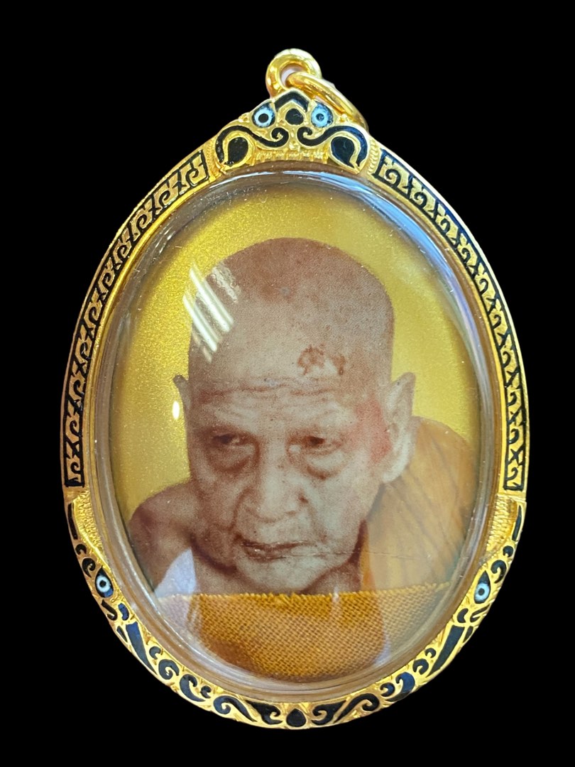 Rare jumbo Locket PT Chao Saeng BE2558 by PT Chao Saeng of Wat Ban ...