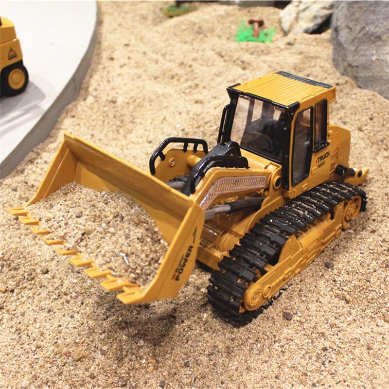 RC bulldozer 2.4G remote control bulldozer electric engineering vehicle ...