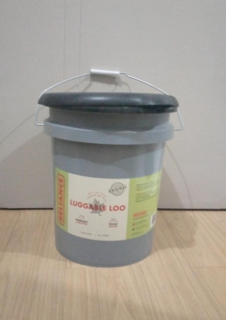 5 GALLONS RELIANCE PRODUCTS Luggable Loo Portable Toilet Bucket Style ...