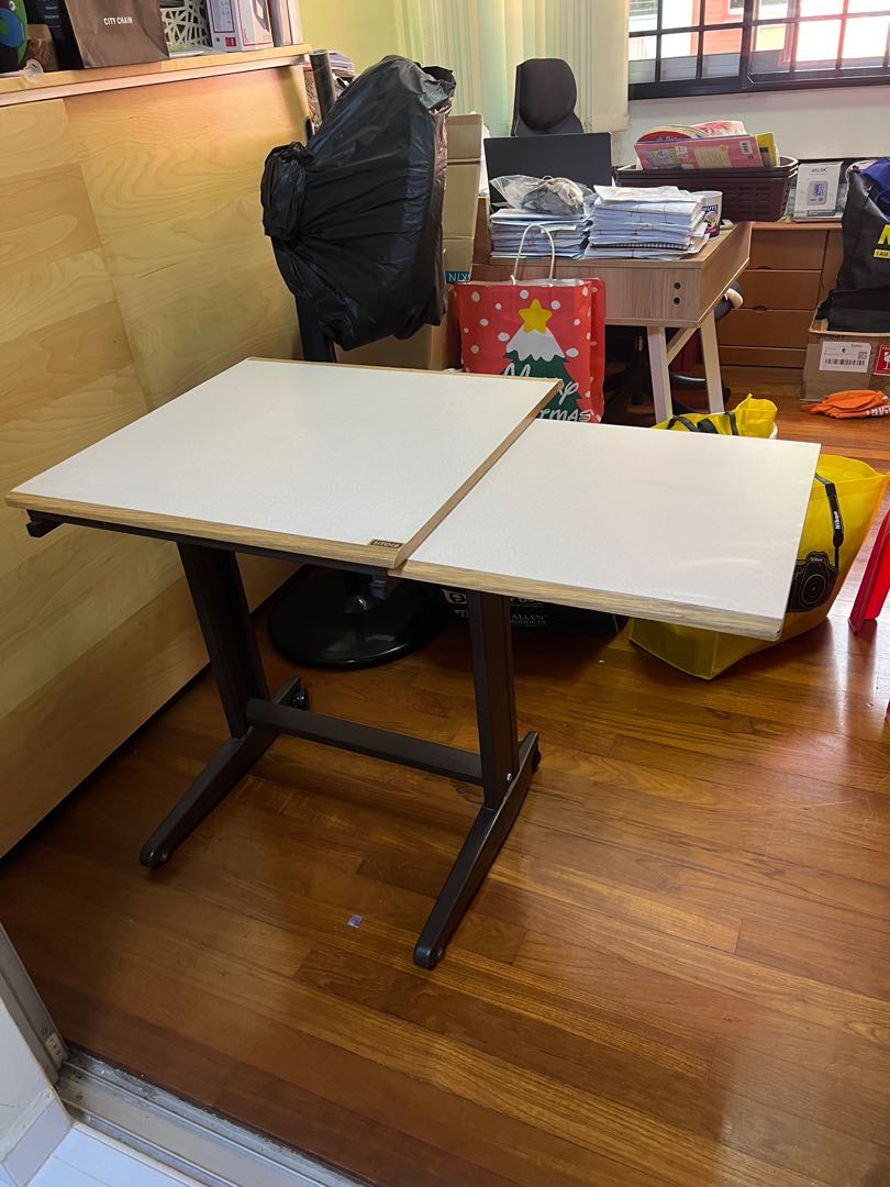 Small Sitoca Study Table / Computer Table, Furniture & Home Living ...