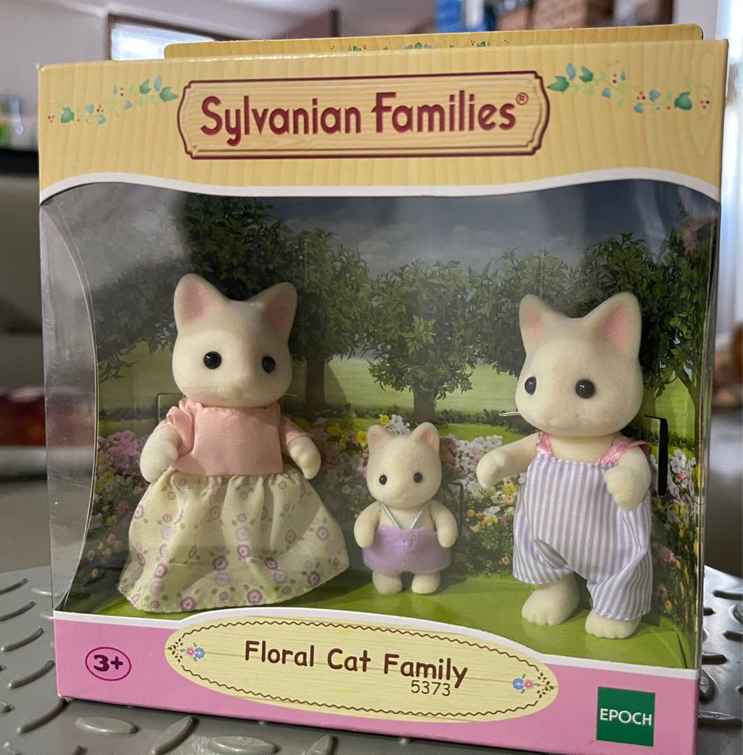 Sylvanian Families Floral Cat Family 5373, Hobbies & Toys, Toys & Games ...