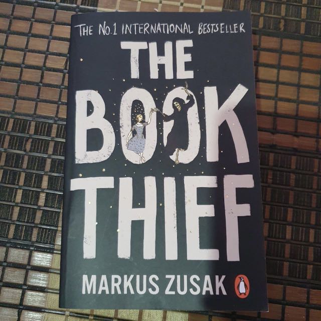 The book thief - markus zusak, Hobbies & Toys, Books & Magazines ...