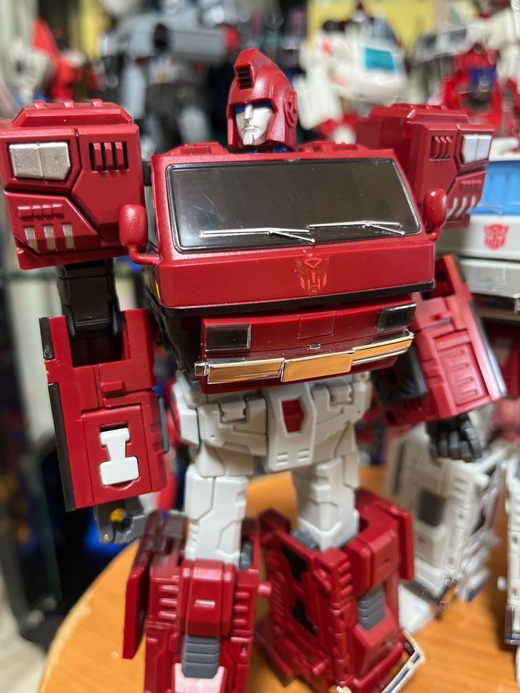 Transformer 3rd parties TFC x2 old soldier (ironhide) and medic ...