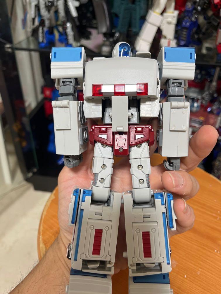 Transformer 3rd parties TFC x2 old soldier (ironhide) and medic ...