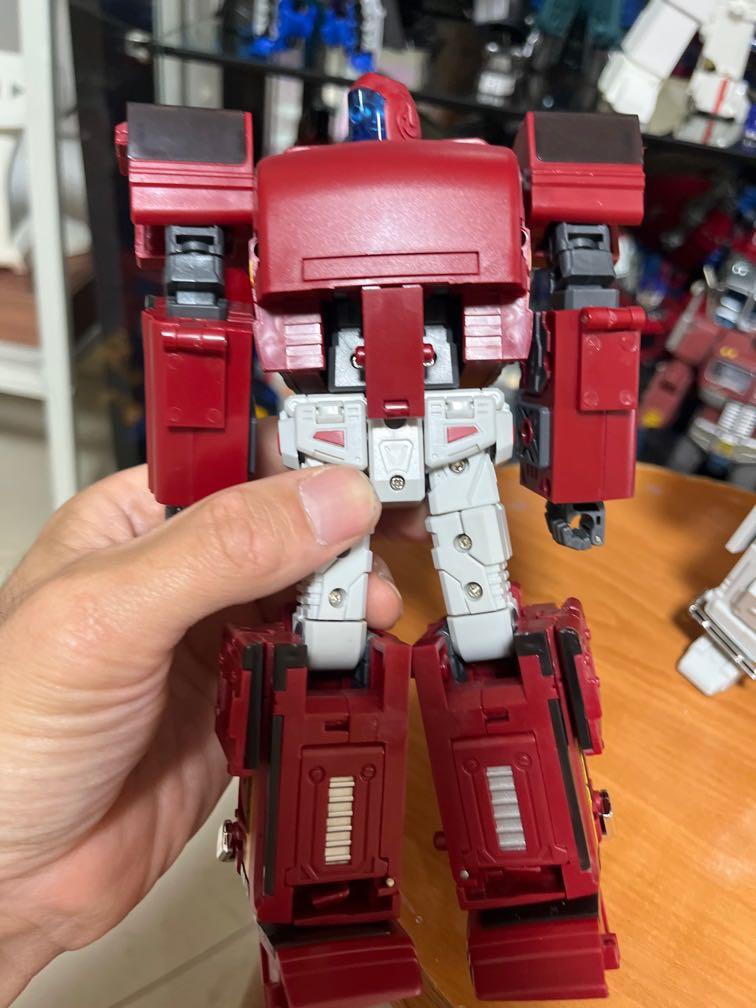 Transformer 3rd parties TFC x2 old soldier (ironhide) and medic ...