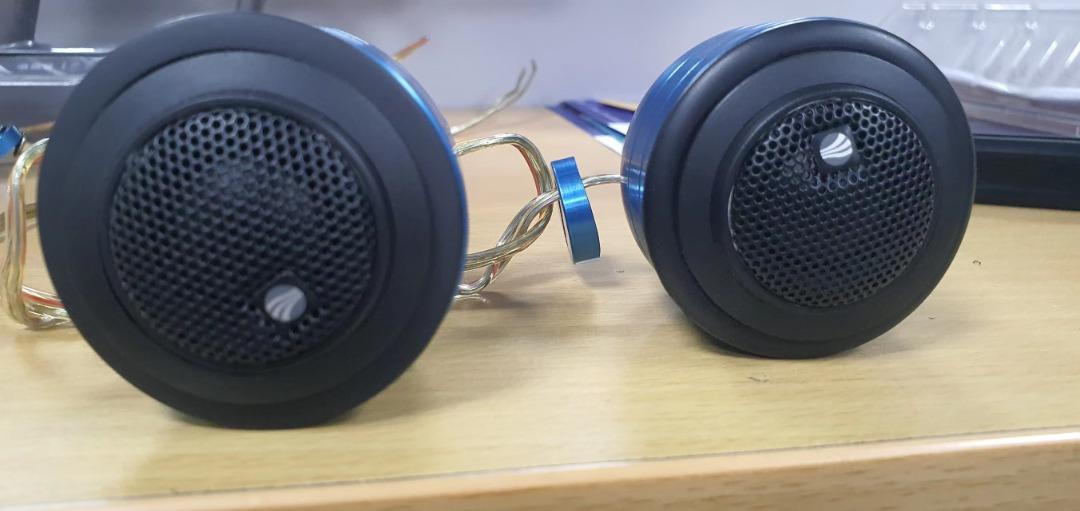 Tweeter holder plus tweeter, Car Accessories, Accessories on Carousell