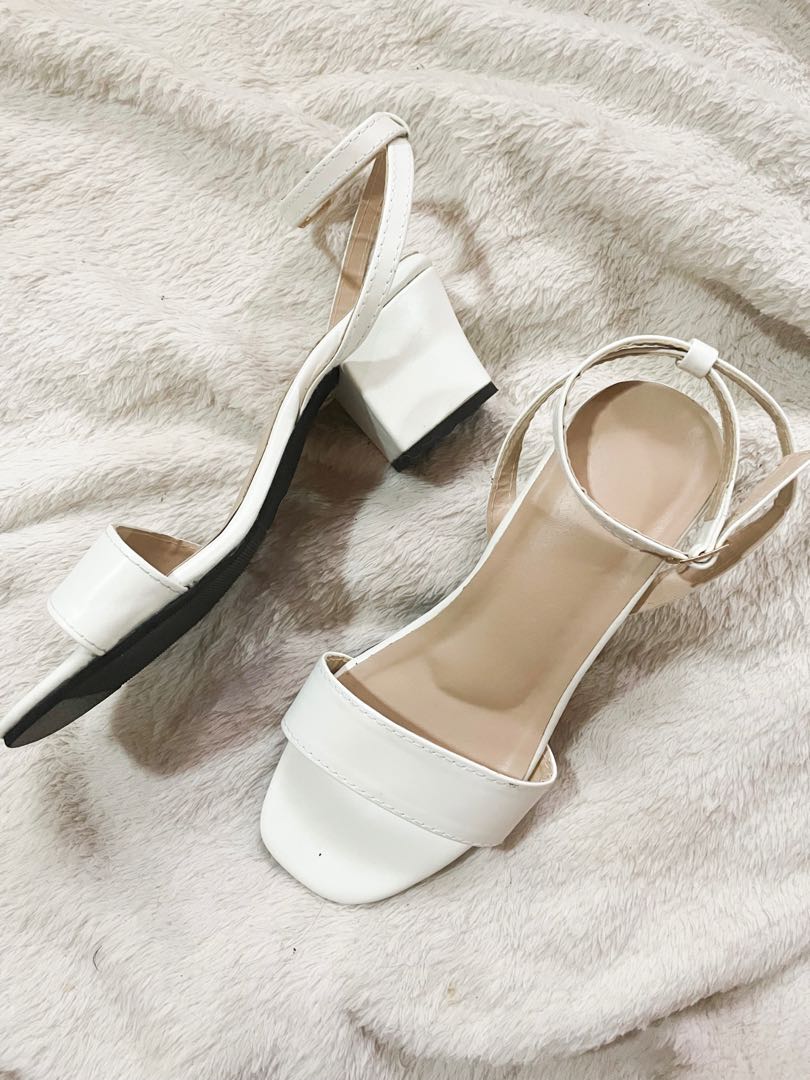 White Block Heels, Women's Fashion, Footwear, Heels on Carousell