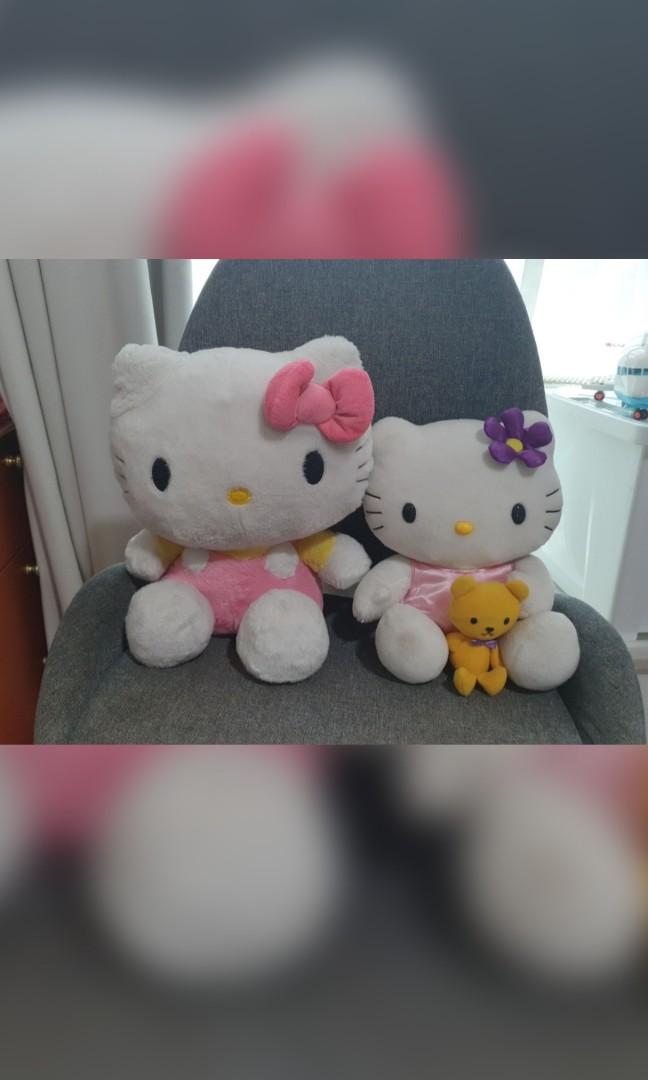 50cm tall Hello Kitty, Hobbies & Toys, Toys & Games on Carousell