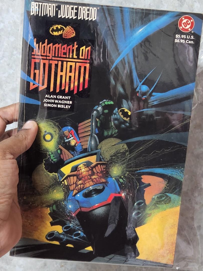 Batman- Judge Dredd Judgement on Gotham, Hobbies & Toys, Books ...