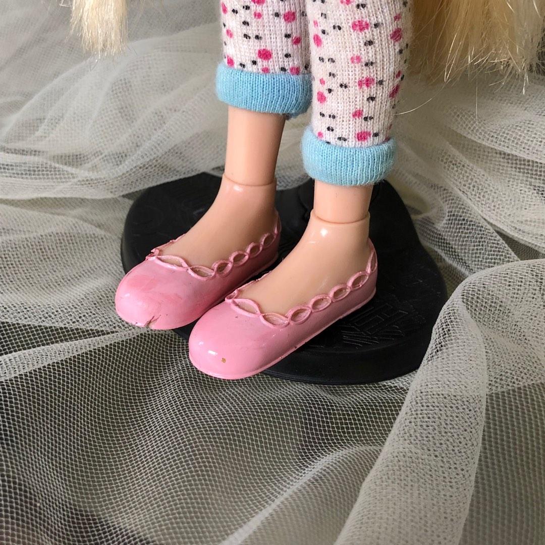 Bratz Worldz: Cloe's House Cloe Doll, Hobbies & Toys, Toys & Games on ...