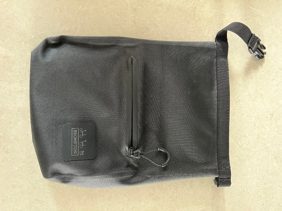 Brompton Metro Waterproof Pouch, Sports Equipment, Bicycles & Parts ...