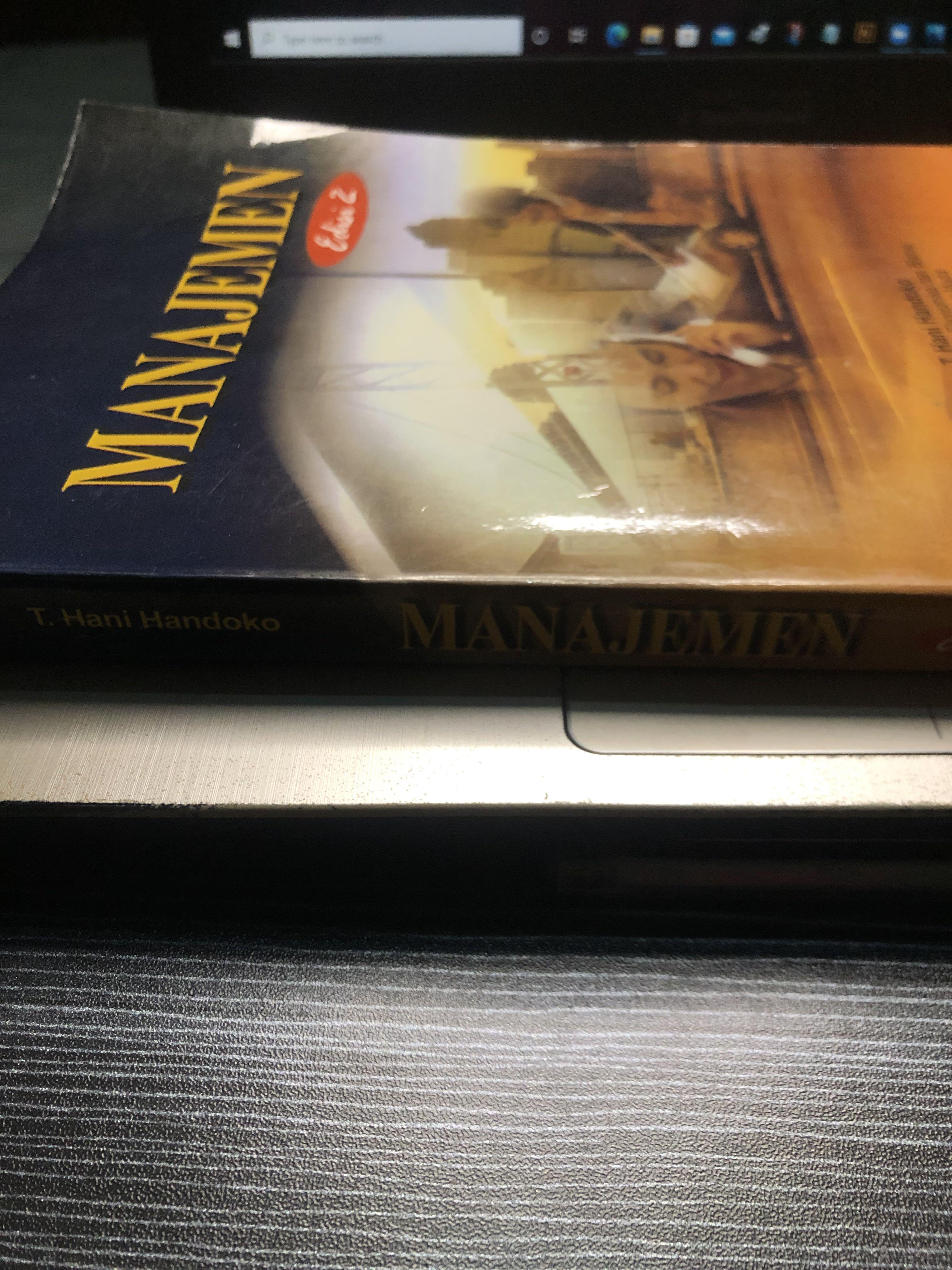 BUKU MANAJEMEN HANI HANDOKO, Buku & Alat Tulis, Buku di Carousell