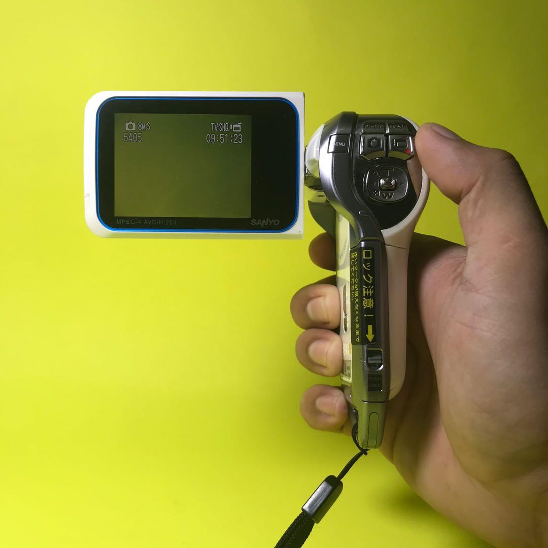 CANON XACTI DMX-CA8 WATERPROOF, Photography, Video Cameras on Carousell