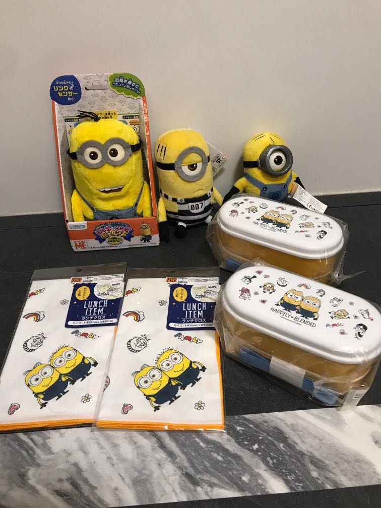 Despicable Me Minions soft toy and lunch box set, Hobbies & Toys, Toys ...
