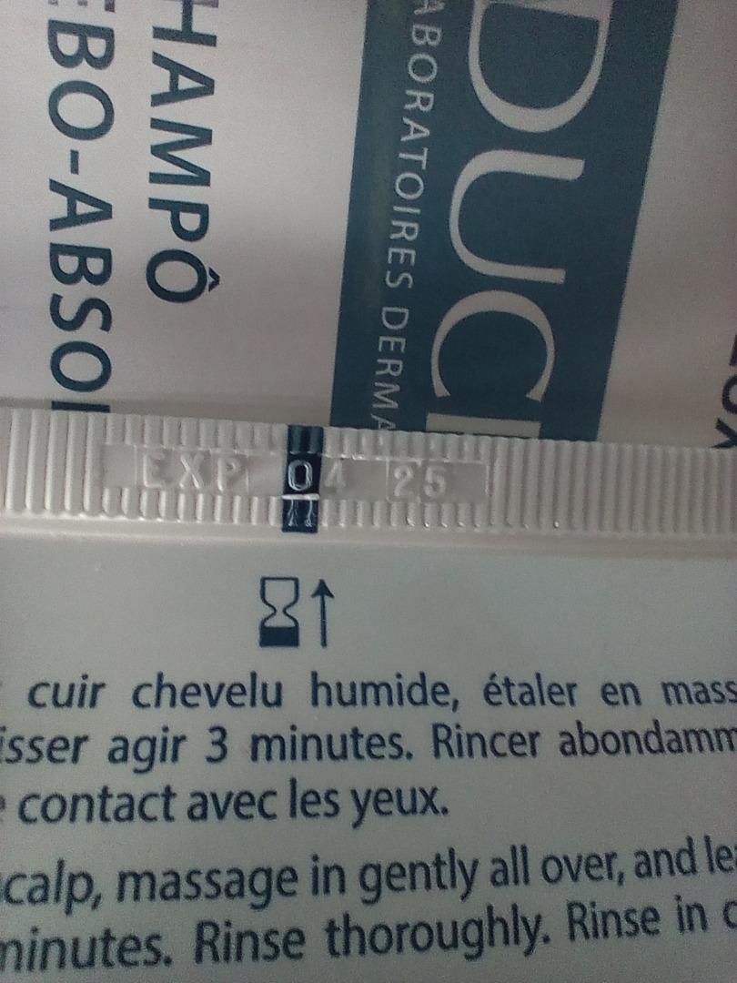 Ducray Argeal (sebum absorbing) clay shampoo (for Oily Scalp), Beauty ...