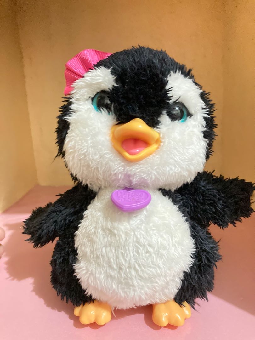 FurReal Friends Happy to See Me Pets Piper, My Dancing Penguin Pet ...