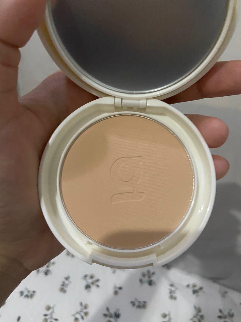 GRWM powder rush all about that base velvet setting powder in Biscuit ...
