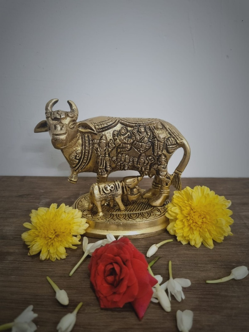 Komatha Statue - The Cow of good fortune & wisdom, Hobbies & Toys ...