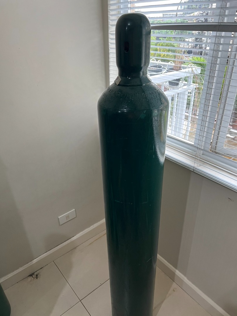 Large Oxygen Tank 50kg, Health & Nutrition, Medical Supplies & Tools on ...