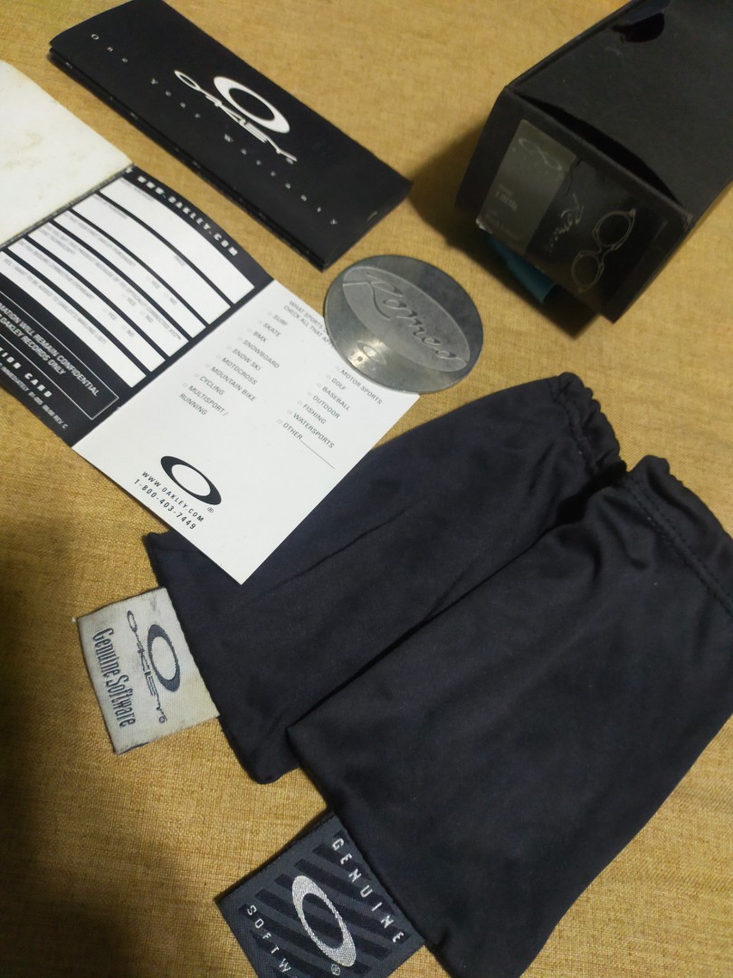 Oakley Romeo 1 Box and coin, Luxury, Accessories on Carousell