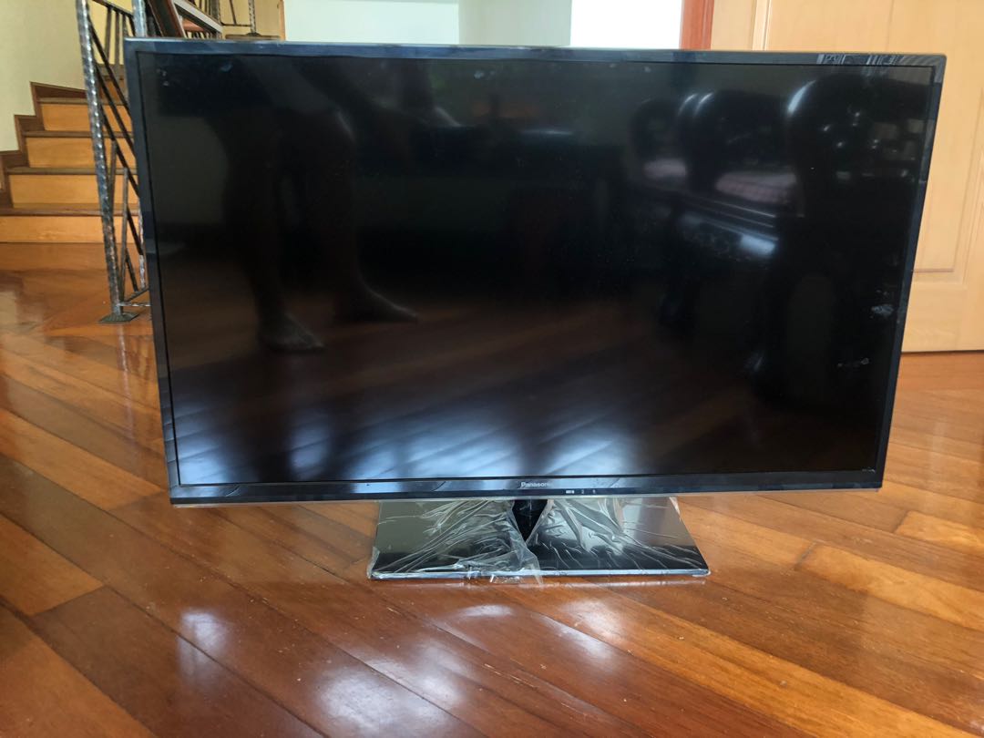 Panasonic TV (TH-L39EM6S), TV & Home Appliances, TV & Entertainment, TV ...