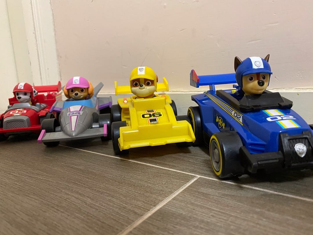 Paw patrol toy ready race rescue - race & go deluxe vehicle & figure ...