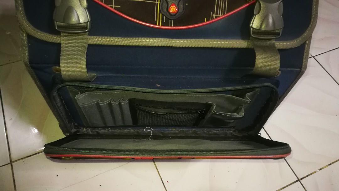 Racini School Trolley Bag, Hobbies & Toys, Stationary & Craft ...
