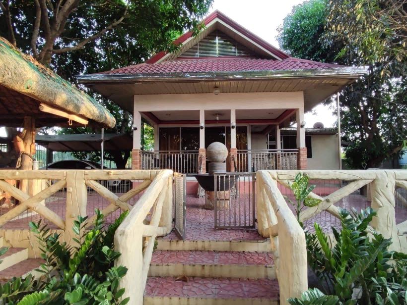 Rest house - Poultry Farm, Property, For Sale, House & Lot on Carousell