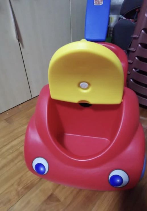 Step 2 ride on car, Babies & Kids, Going Out, Strollers on Carousell
