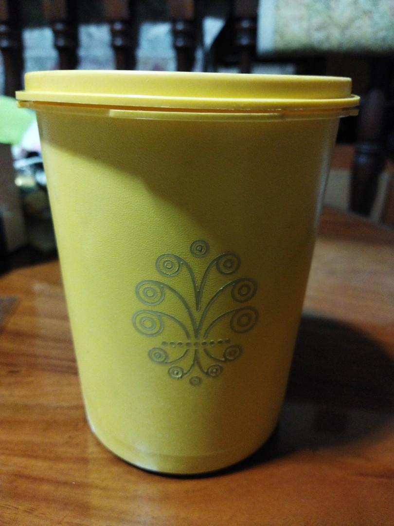 Tupperware round canister, Furniture & Home Living, Kitchenware ...