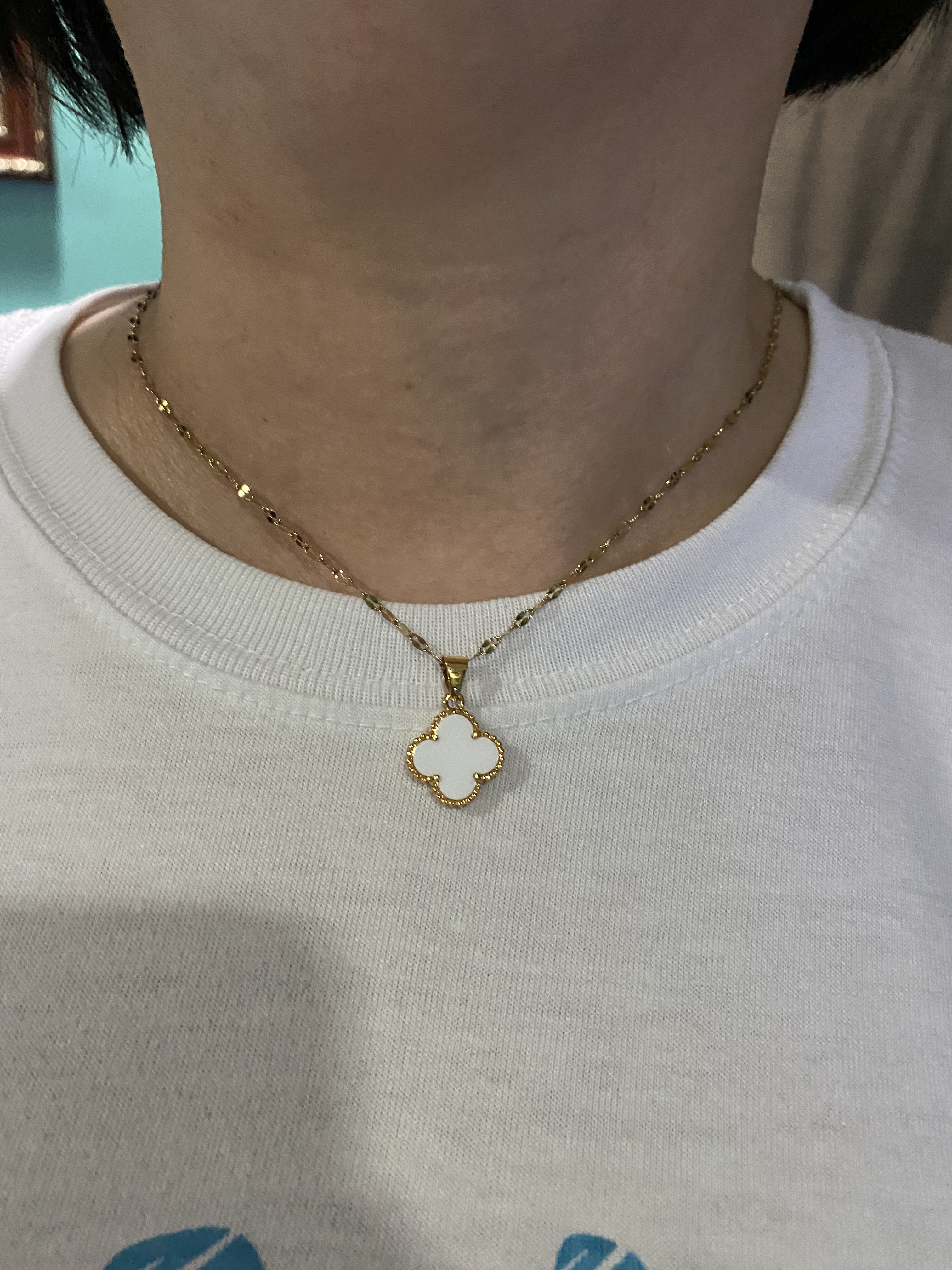 Vca Necklace (color: White), Women's Fashion, Jewelry & Organizers ...