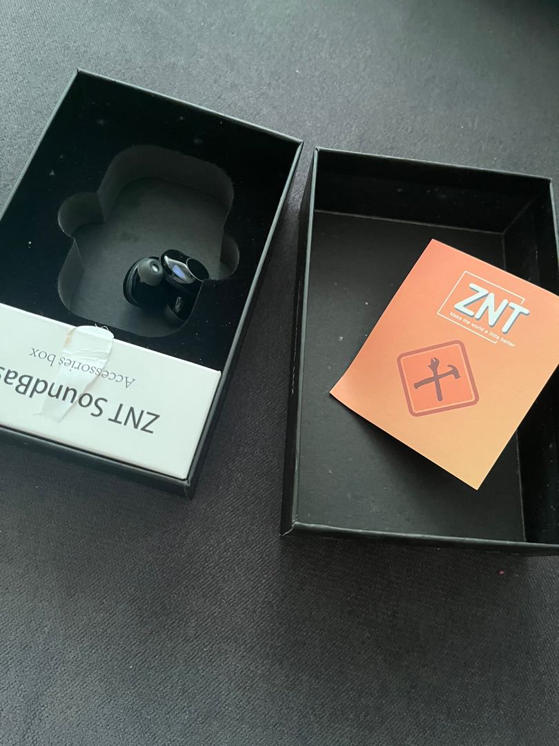 ZNT Earpods and box only, Audio, Earphones on Carousell