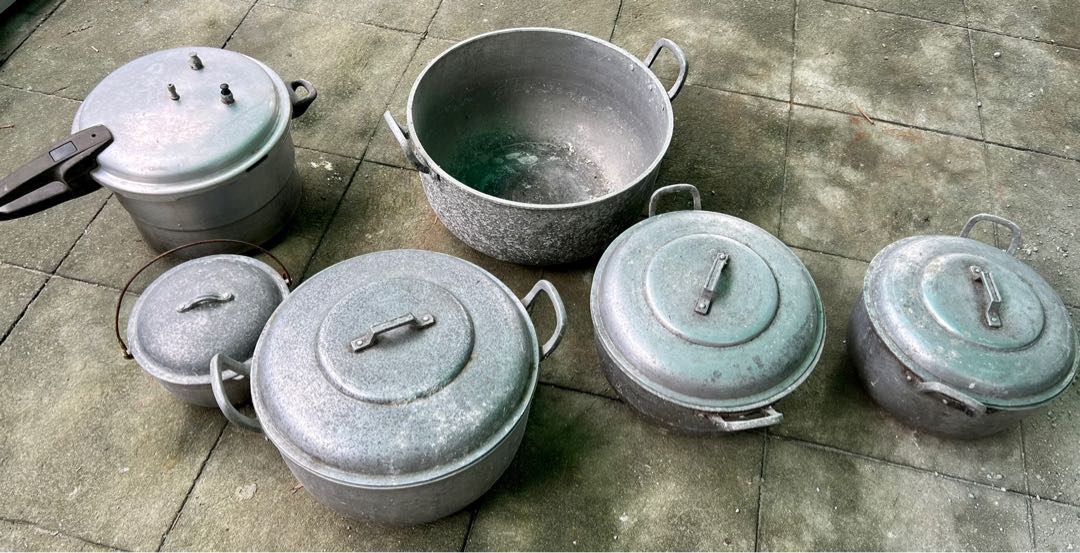 1 Set Kaldero with Free Pressure Cooker & Small caldero, Furniture ...